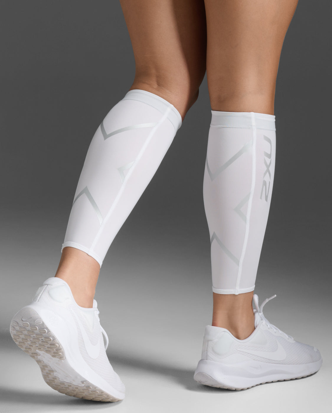 Compression Calf Guards – 2XU