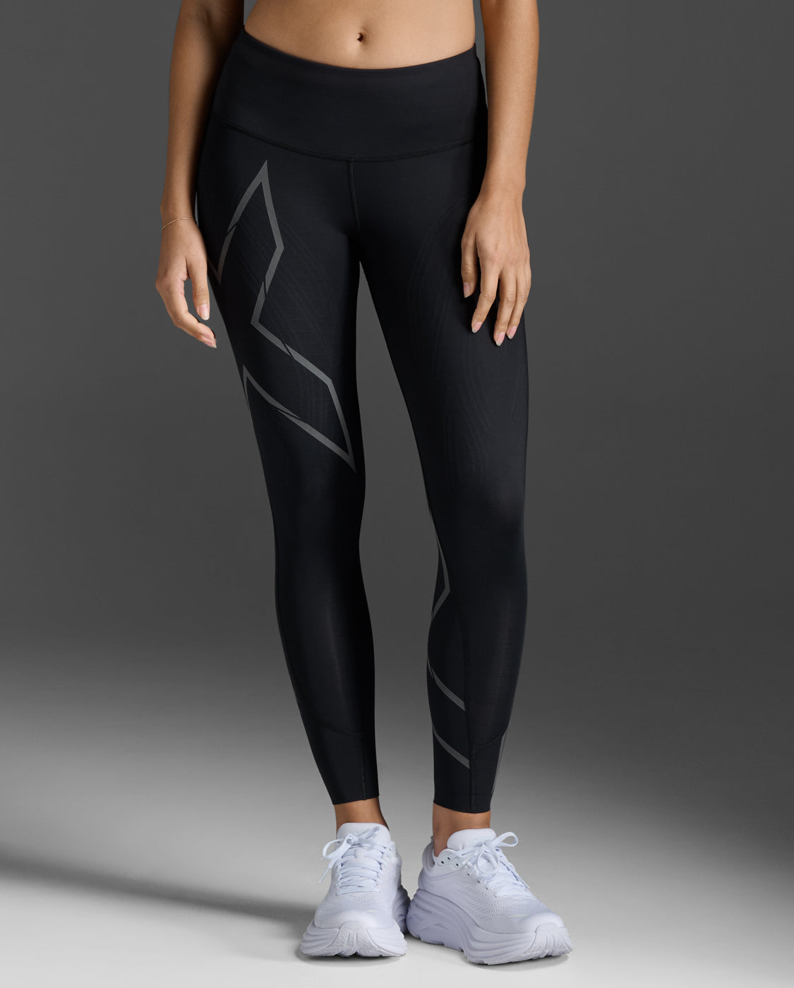 Light Speed Mid-Rise Compression Tights – 2XU
