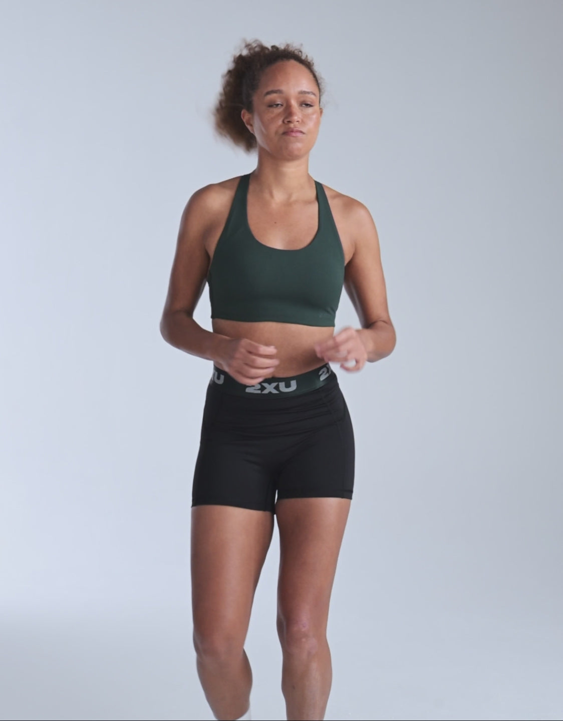 Form Strappy Low Impact Bra – 2XU